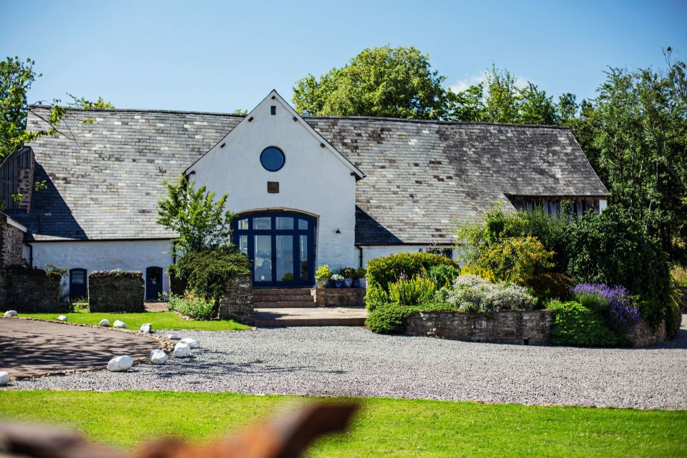 Wern-y-Cwm Farm, Accommodation, sporting retreat venue, corporate or ...