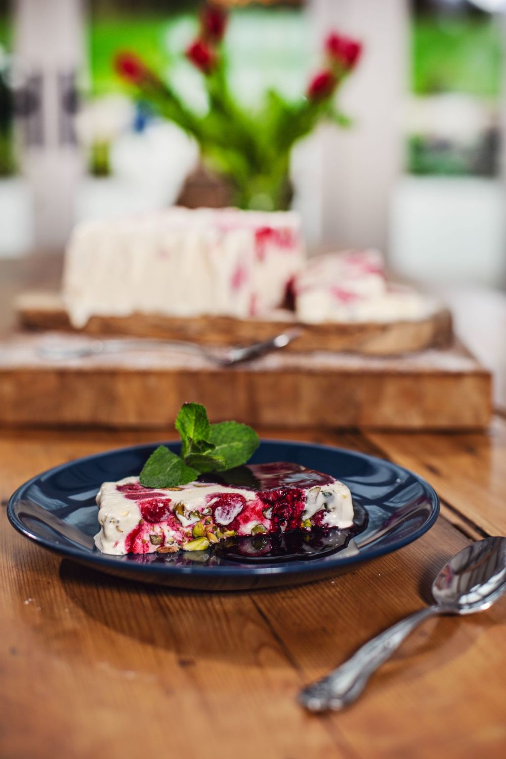 Raspberry & Pistachio Semi-Fredo