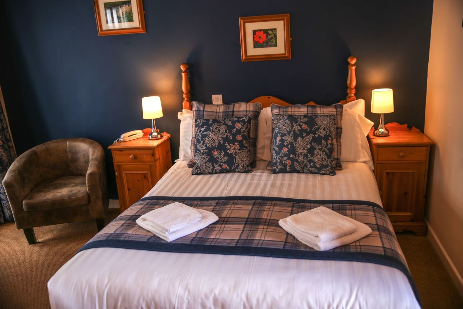 The Greyhound Inn | Best country pub in South Wales!