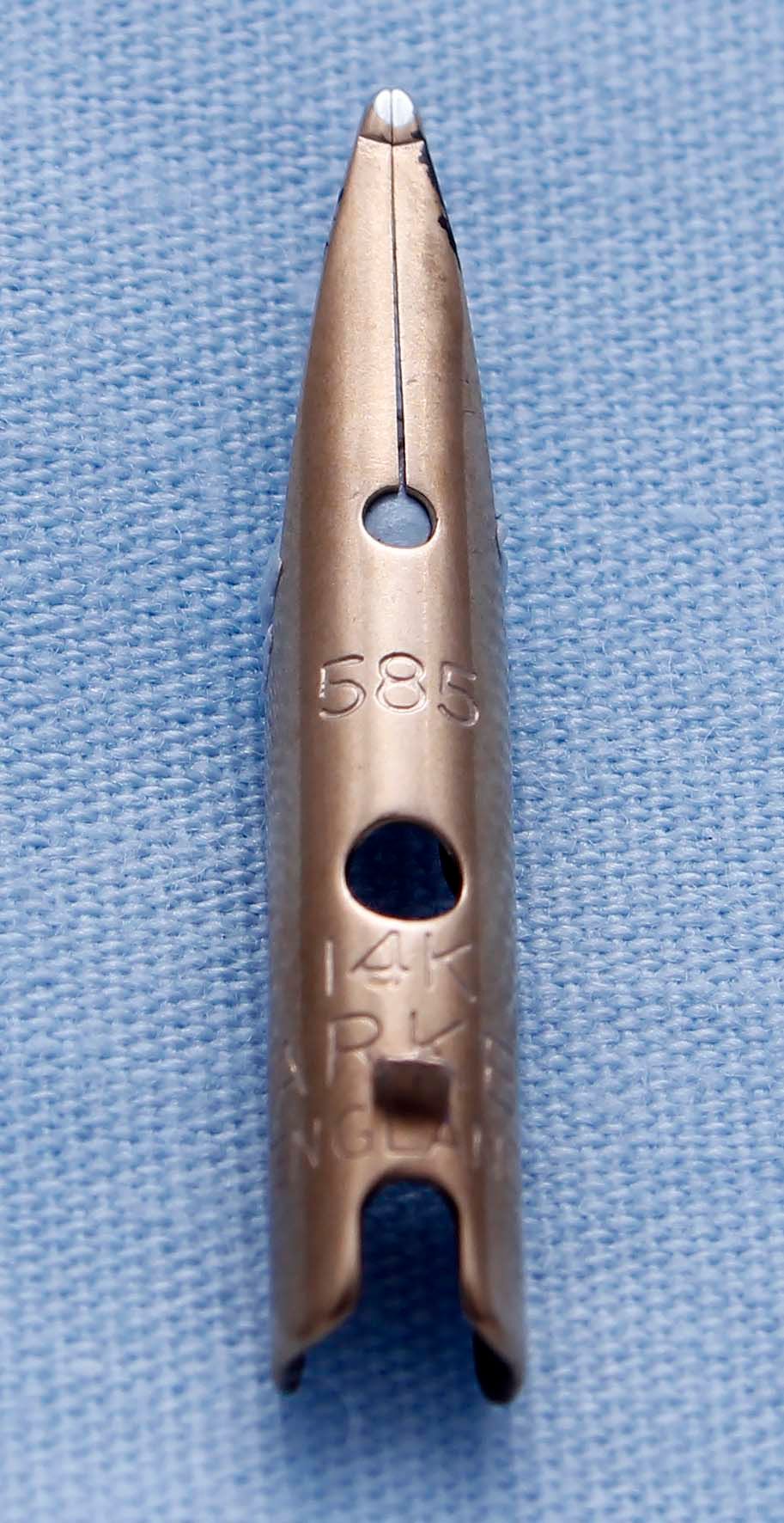 N644 - Parker 61 Broad Nib