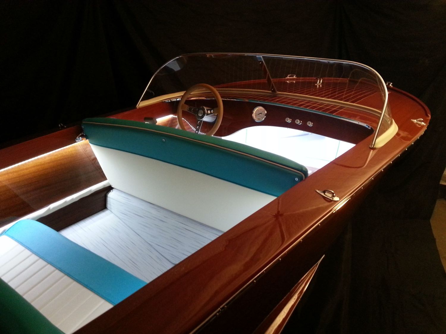 The Azzurro - Small Luxury Modern Wooden Runabout