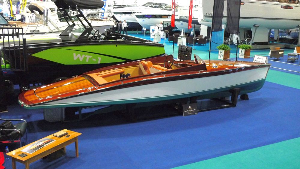 Classic, Luxury & Restored Speed Boats for Sale