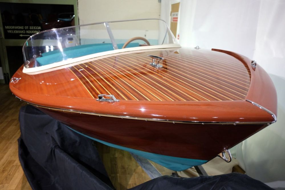 The Azzurro - Small Luxury Modern Wooden Runabout