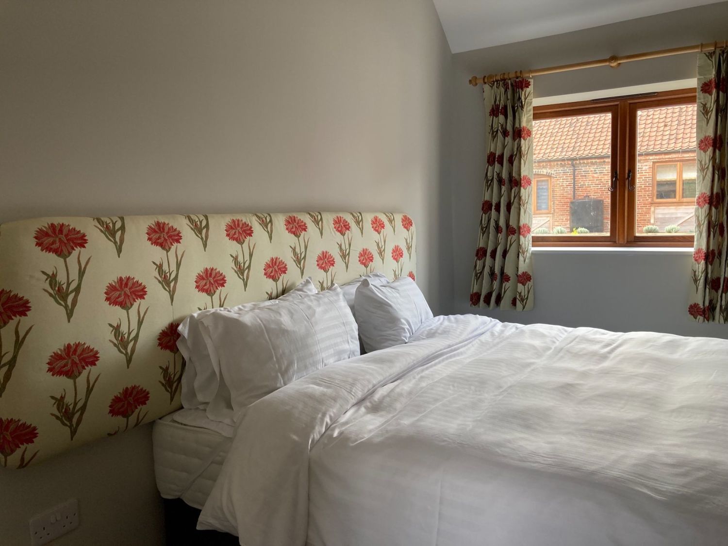 Luxury Barn Conversion |Sleeps Four | The Wheat Store |Honies Farm ...