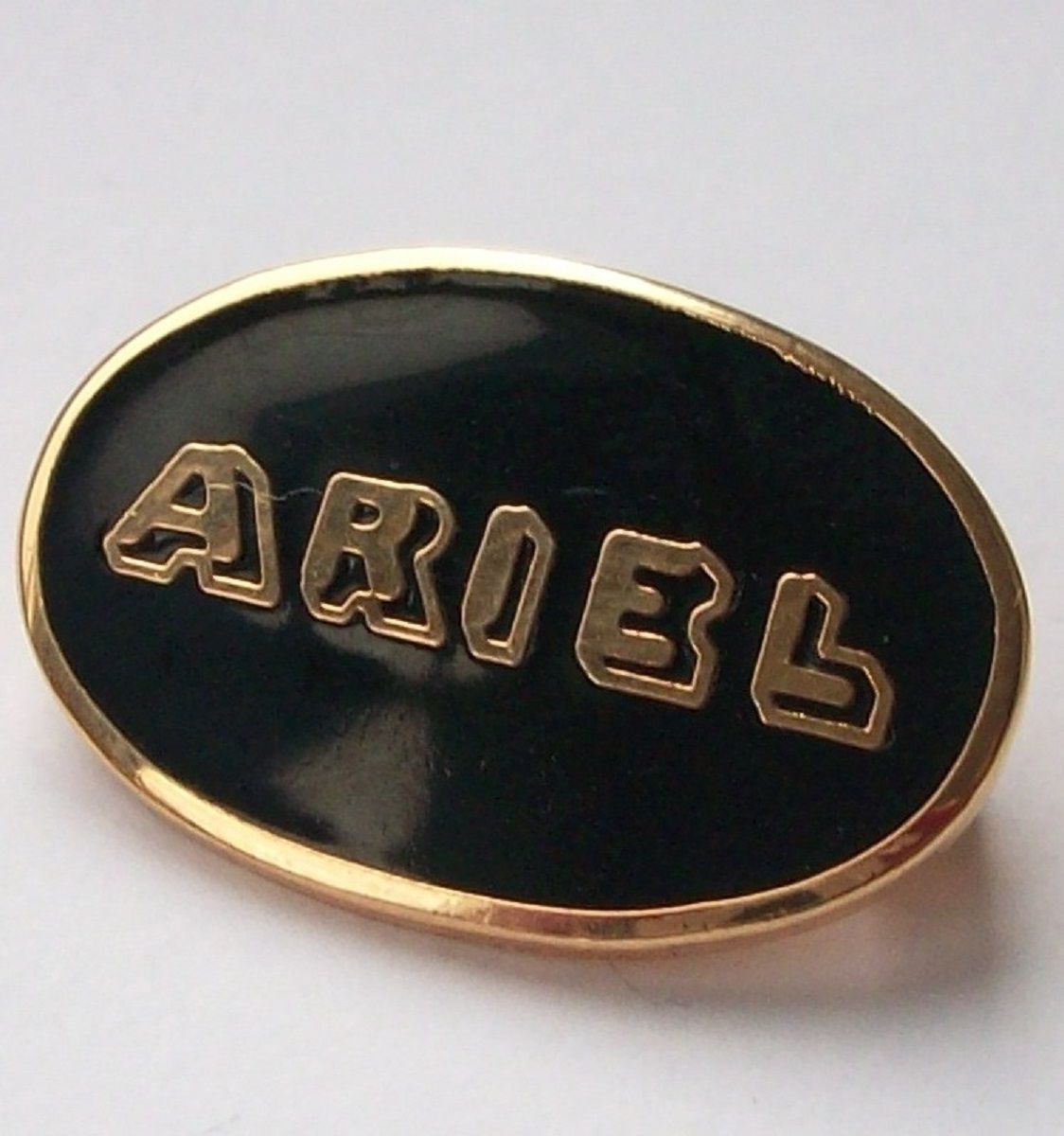 Ariel enamel lapel pin badge
