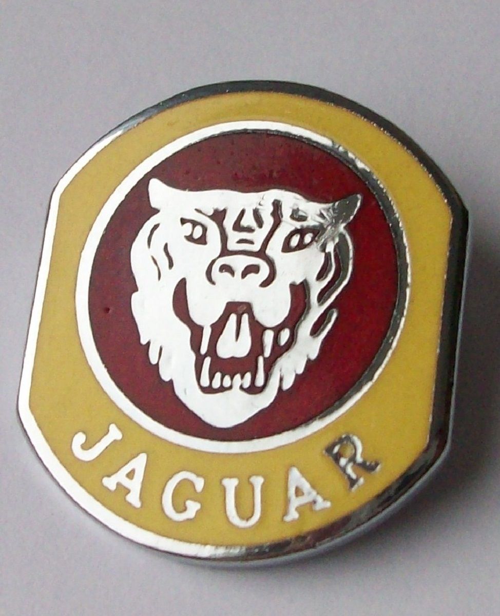 Jaguar lapel pin badge