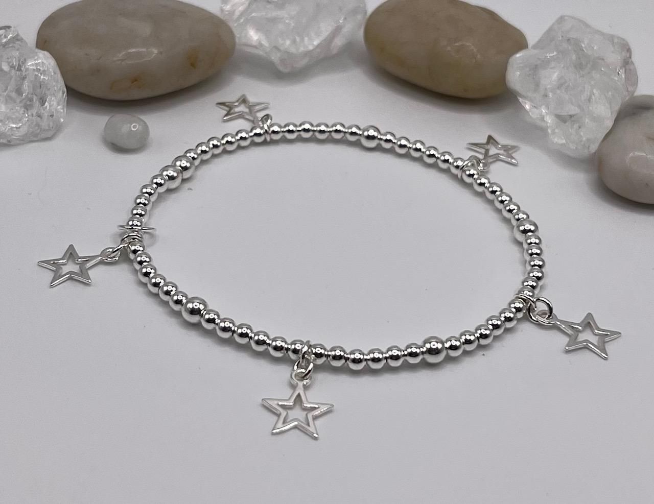 Stretch charm bracelets