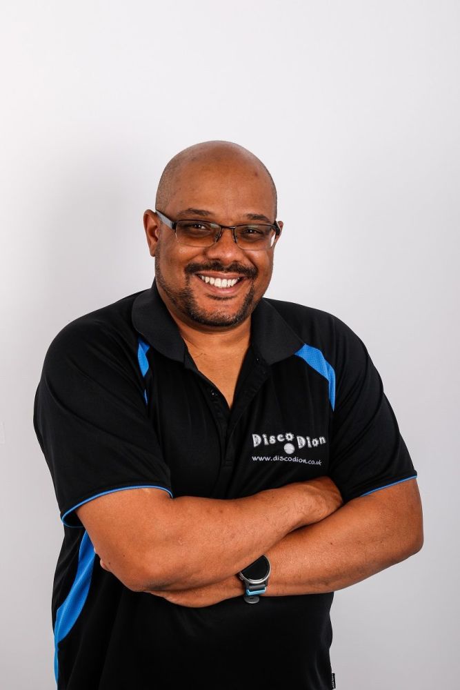 Wiltshire Wedding & Event DJ | Wedding & Event DJ Wiltshire | Disco Dion